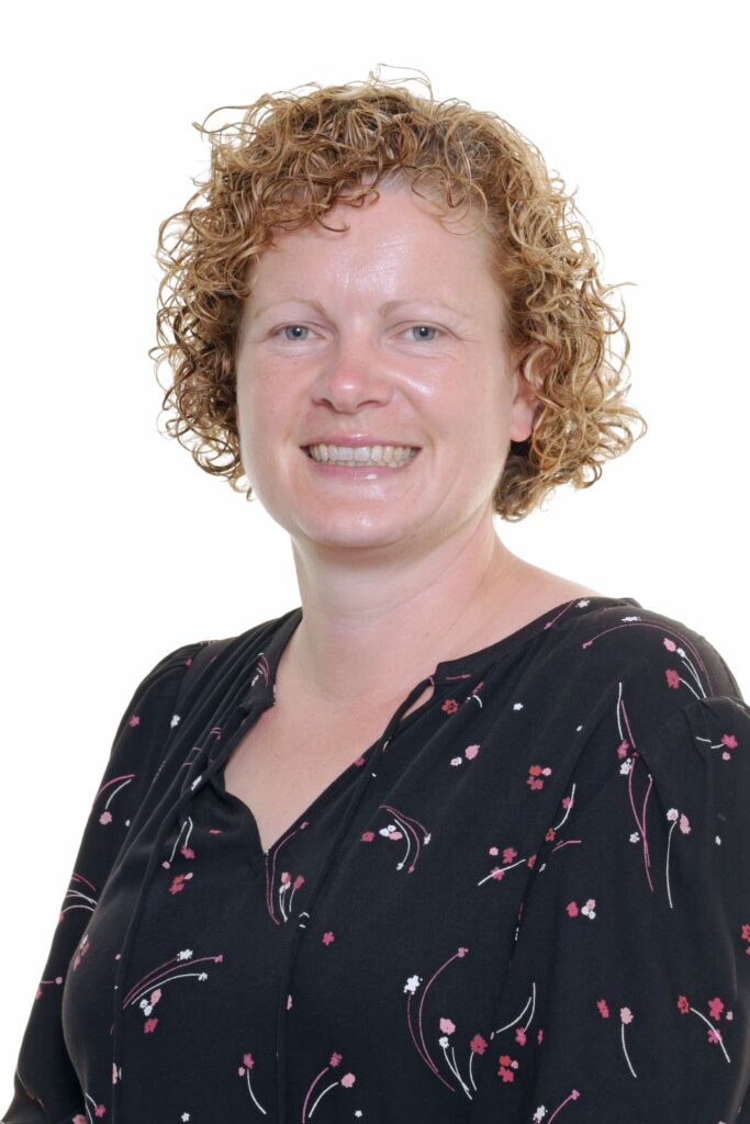 Meet Our Staff - Iffley Academy